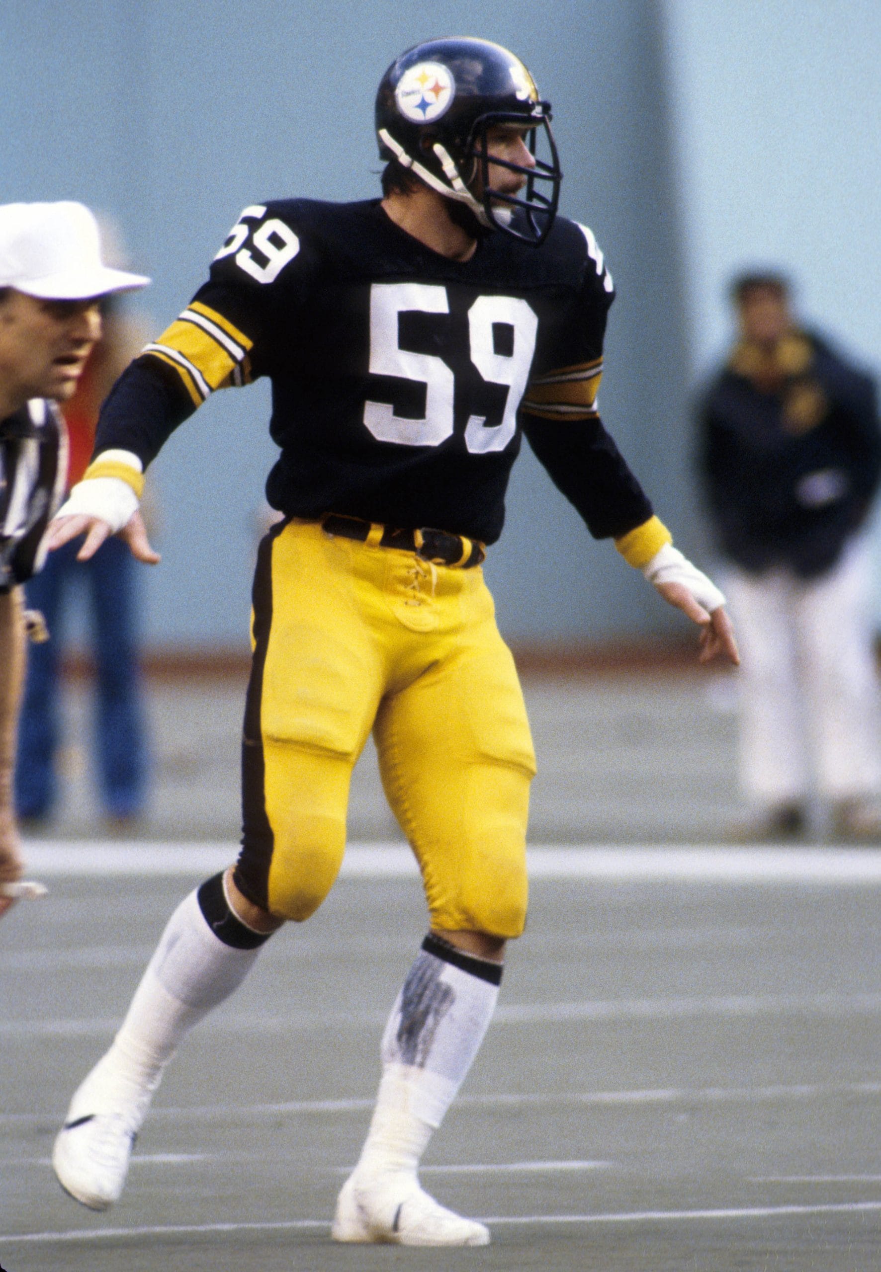 Top 10 White Linebackers of All Time - Sortie Sports