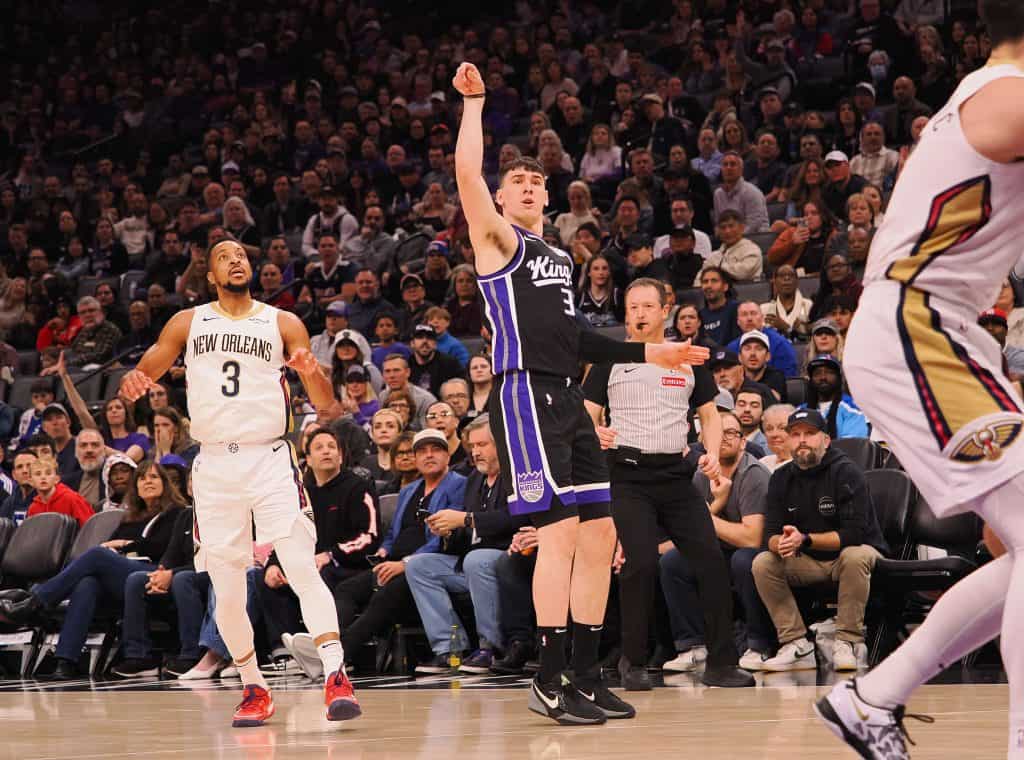 5 Crucial Facts You Need to Know About Jake LaRavia After Signing with ...